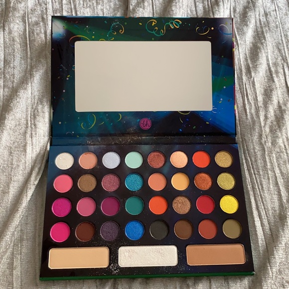 BH Cosmetics | Makeup | New Bh Cosmetics Take Me To Ibiza Eyeshadow ...